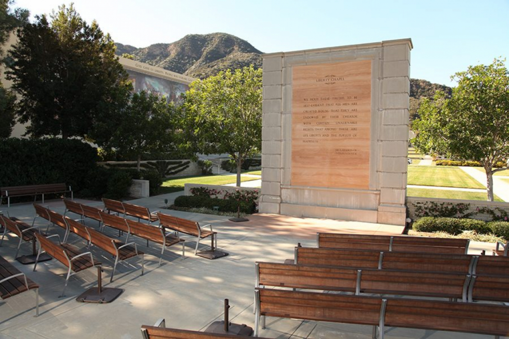 Forest Lawn Memorial-Parks & Mortuaries- Hollywood Hills Obituaries ...